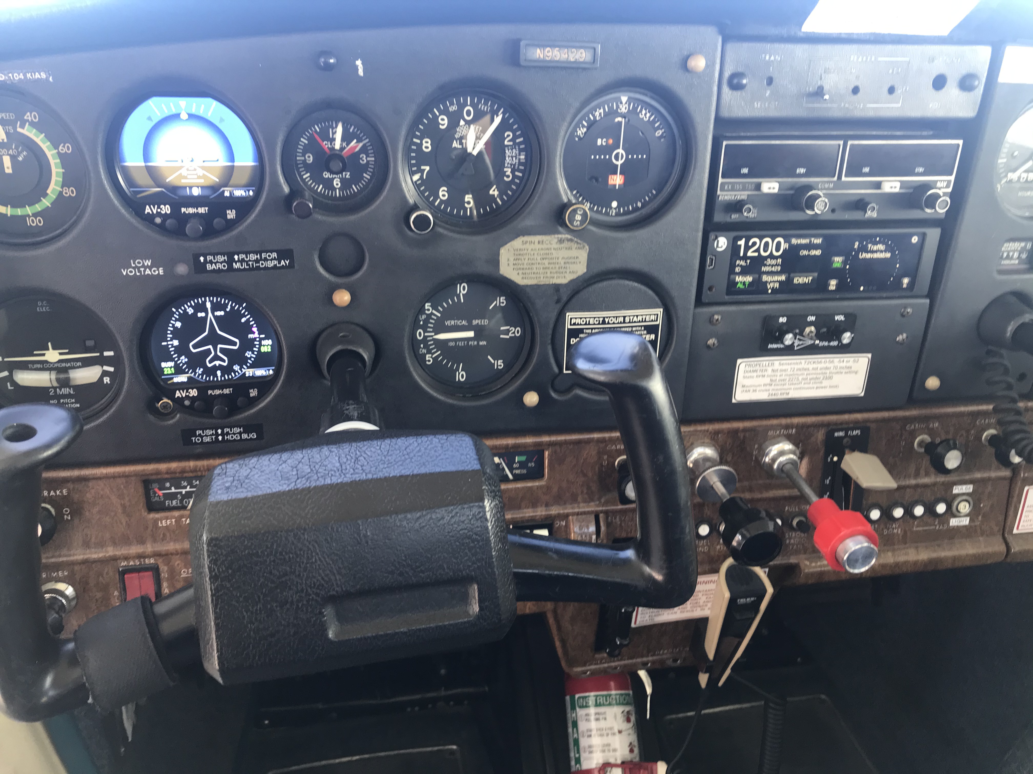 Cessna 152 Cockpit
